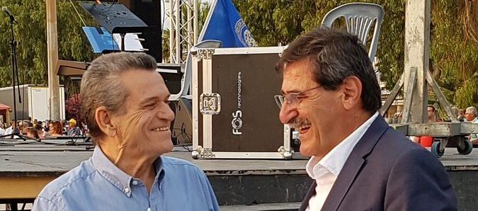 -Δε με νοιάζει, μη σε νοιάζει οι δρόμοι πού τραβ... -Ένας είναι ο ...