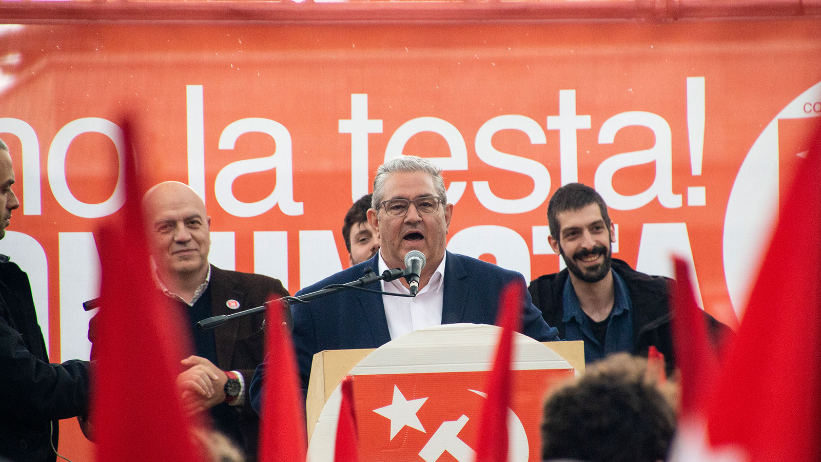 Κουτσούμπας αλά ιταλικά - Στη συγκέντρωση του ΚΚ Ιταλίας στη Ρώμη ...