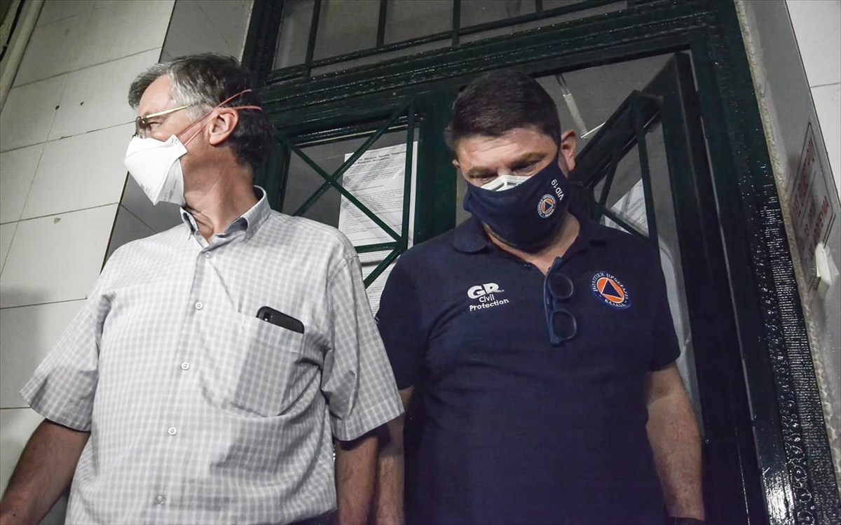Ποιος θα μας σώσει από τους σωτήρες μας; - (Ας φρόντιζαν) - Κατιούσα
