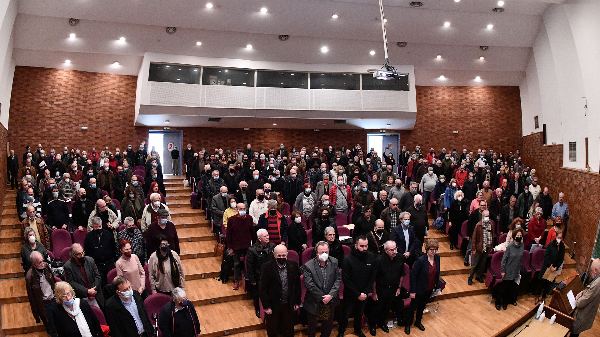 16ο Συνέδριο ΠΕΑΕΑ-ΔΣΕ: «Δεν θα περάσει στη λήθη η τεράστια προσφορά ...