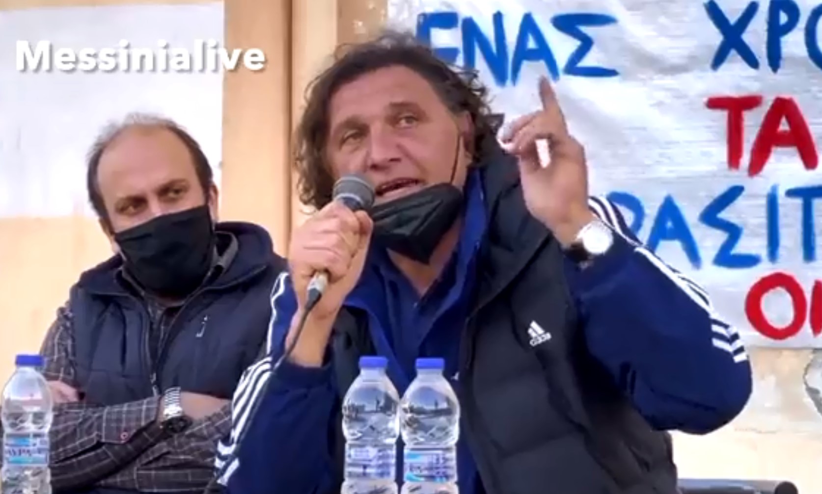 Γιώργος Πομάσκι: «Το πρωί με αποπέμπουν και το βράδυ με βραβεύουν για ...