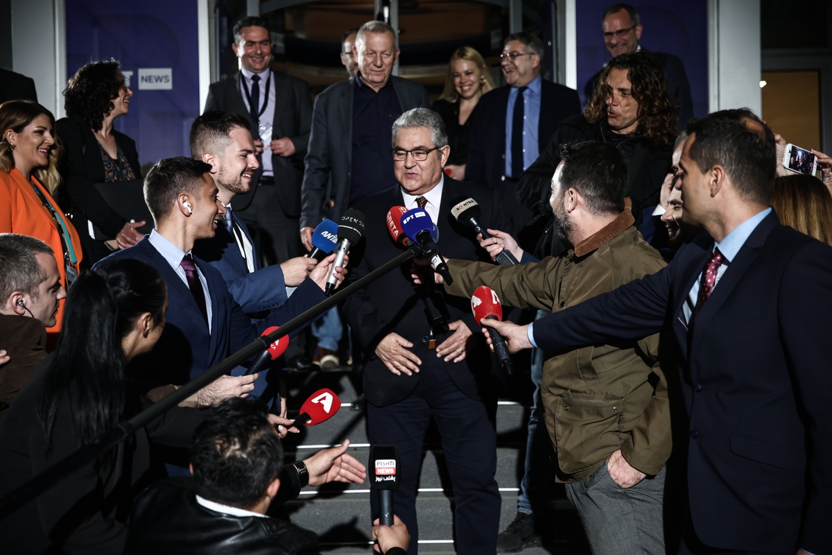 Δυνατός Λαός με δυνατό ΚΚΕ - Κατιούσα