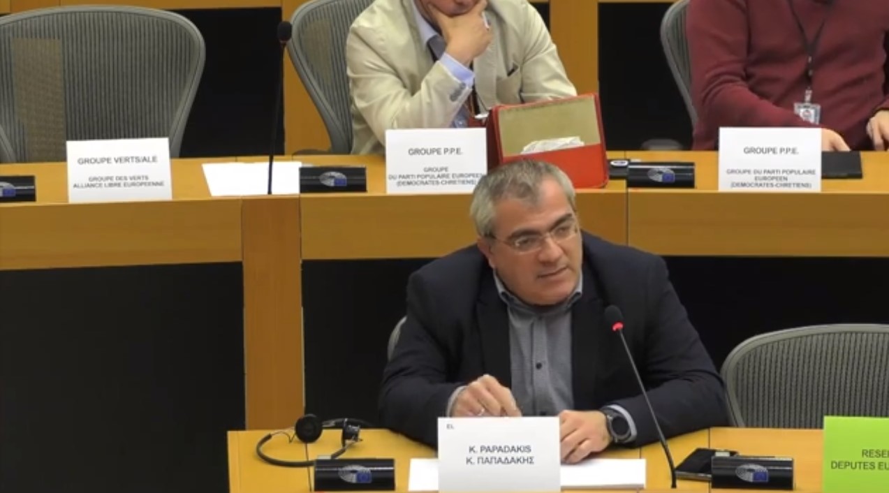 Ντελίριο αντικομμουνισμού με ψέματα και συκοφαντίες από στελέχη της ΕΕ ...