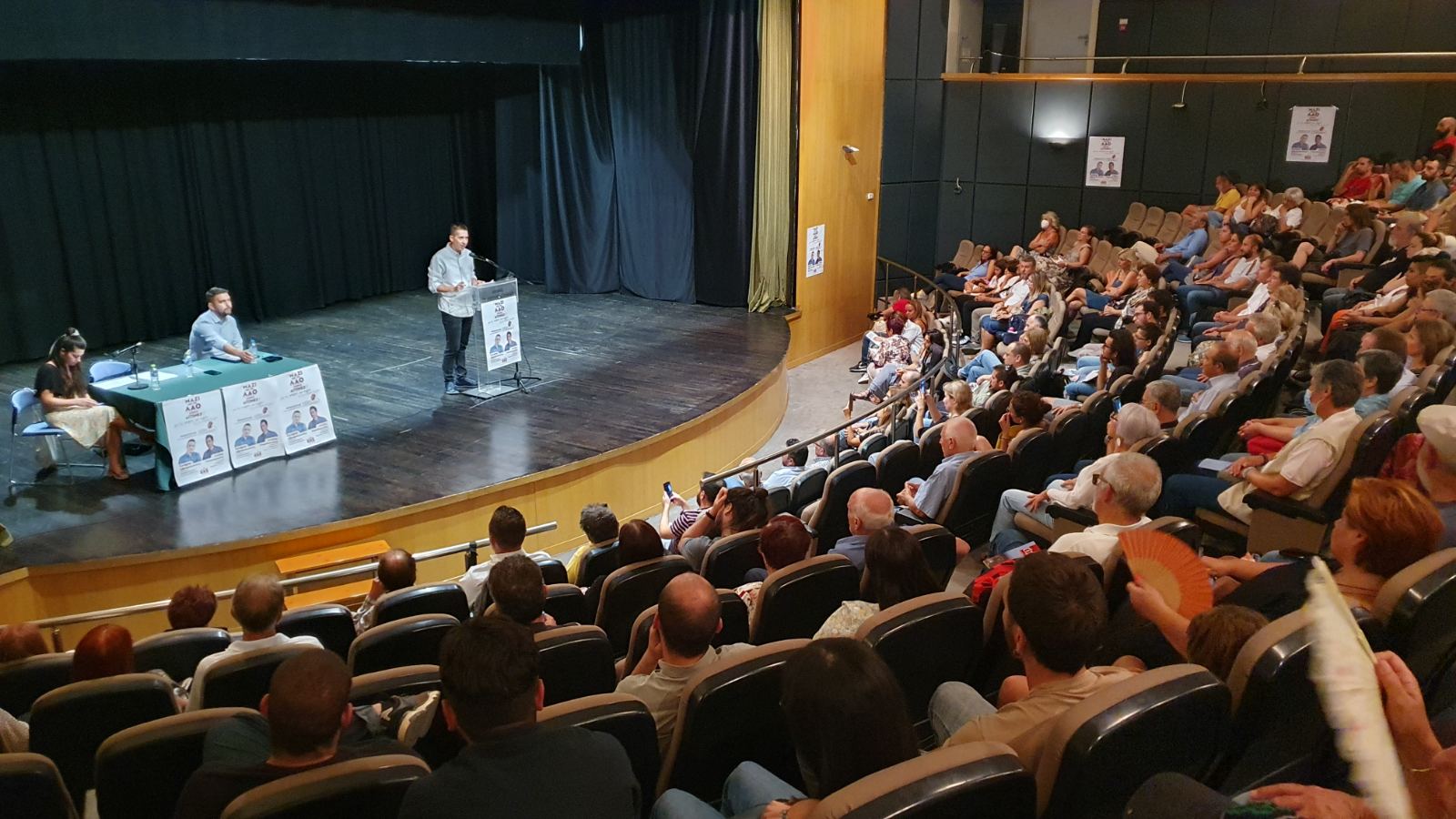 Αυτό είναι το αγωνιστικό ψηφοδέλτιο της Λαϊκής Συσπείρωσης Νεάπολης ...