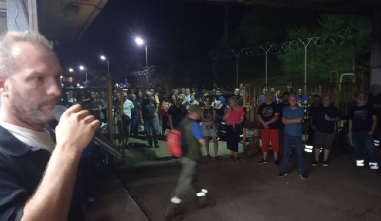 ΚΑΤΩ ΤΑ ΧΕΡΙΑ ΑΠΟ ΤΗ ΛΑΡΚΟ! Ξεσηκωμός σε όλη τη Λοκρίδα για την γενική ...