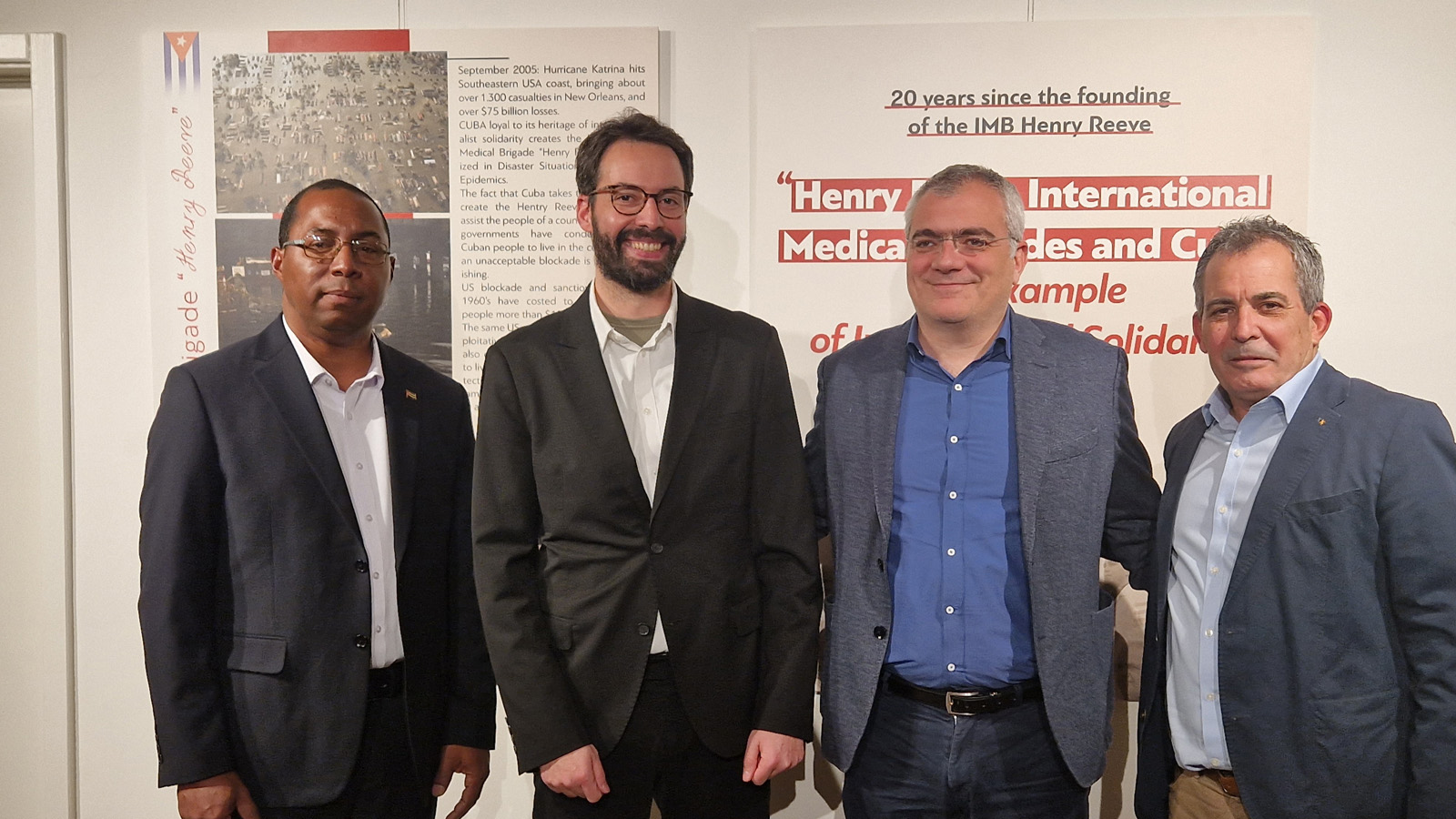 Μπριγάδες Henry Reeve - Ζωντανή η κληρονομιά του Φιντέλ: «Γιατροί, όχι ...