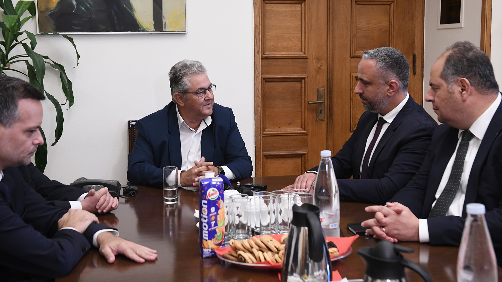 Δημήτρης Κουτσούμπας: Κάθε ένας που θέλει να λέγεται άνθρωπος σήμερα ...